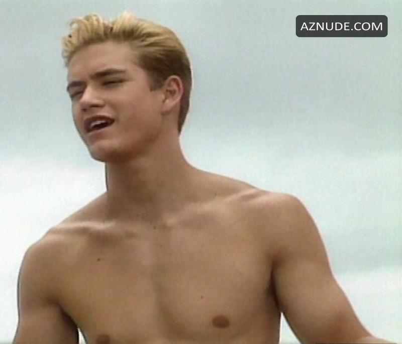 Mark Paul Gosselaar Nude And Sexy Photo Collection Aznude Men